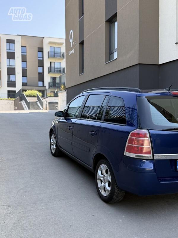 Opel Zafira 2006 Viļņa, ar dzinēja tilpumu 1.90 L un nobraukumu 326 tūkst. km par 1800 €, foto 10 vietnē AUTOMOTO.COM.LV
