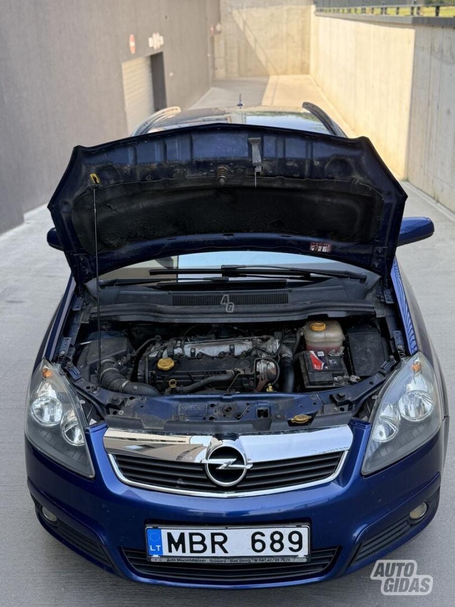 Opel Zafira 2006 Viļņa, ar dzinēja tilpumu 1.90 L un nobraukumu 326 tūkst. km par 1800 €, foto 15 vietnē AUTOMOTO.COM.LV