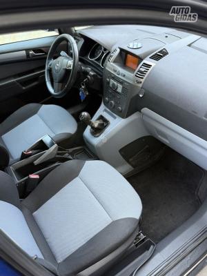 Opel Zafira 2006 Viļņa, ar dzinēja tilpumu 1.90 L un nobraukumu 326 tūkst. km par 1800 €, foto 19 vietnē AUTOMOTO.COM.LV
