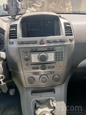 Opel Zafira 2006 Liepāja, ar dzinēja tilpumu 1.90 L un nobraukumu 297 tūkst. km par 1700 €, foto 5 vietnē AUTOMOTO.COM.LV