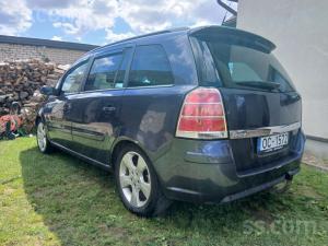 Opel Zafira 2006 Liepāja, ar dzinēja tilpumu 1.90 L un nobraukumu 297 tūkst. km par 1700 €, foto 10 vietnē AUTOMOTO.COM.LV