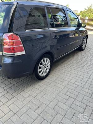 Opel Zafira 2006 Kauņa, ar dzinēja tilpumu 1.90 L un nobraukumu 178 tūkst. km par 2999 €, foto 8 vietnē AUTOMOTO.COM.LV