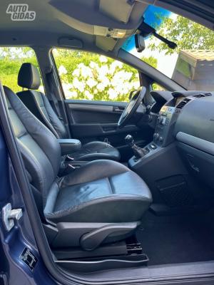 Opel Zafira 2006 Kauņa, ar dzinēja tilpumu 1.90 L un nobraukumu 178 tūkst. km par 2999 €, foto 23 vietnē AUTOMOTO.COM.LV