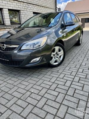 Opel Zafira 2006 Kauņa, ar dzinēja tilpumu 1.90 L un nobraukumu 178 tūkst. km par 2999 €, foto 32 vietnē AUTOMOTO.COM.LV