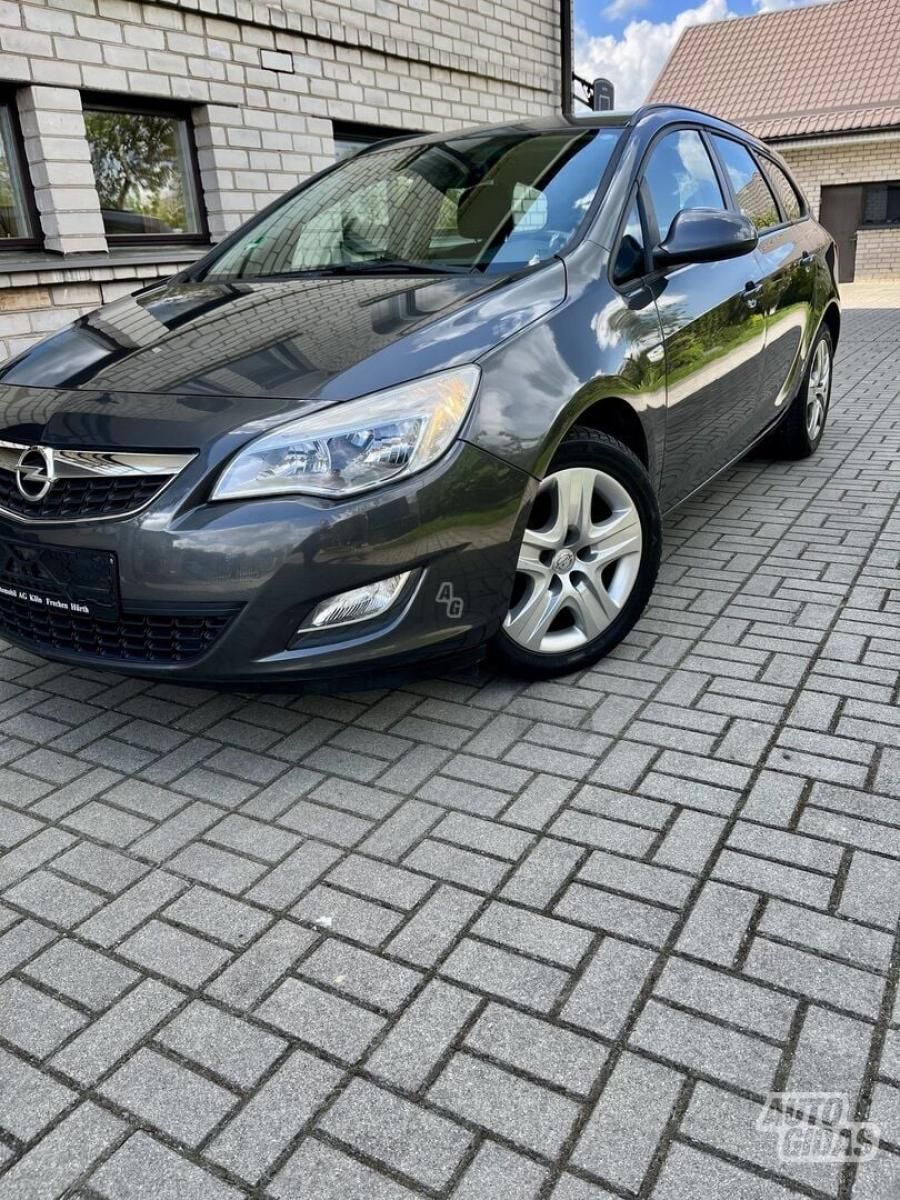 Opel Zafira 2006 Kauņa, ar dzinēja tilpumu 1.90 L un nobraukumu 178 tūkst. km par 2999 €, foto 32 vietnē AUTOMOTO.COM.LV