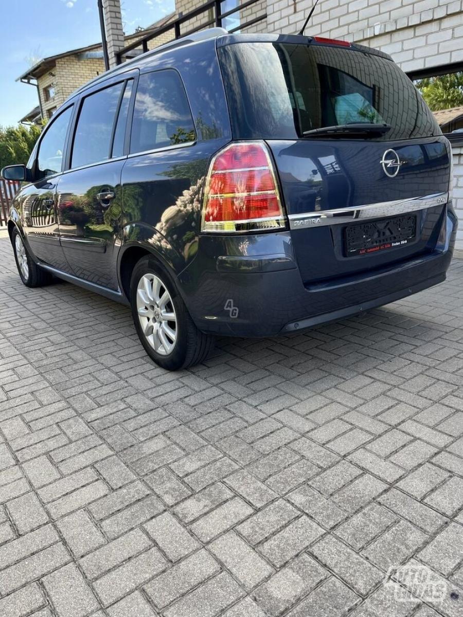 Opel Zafira 2006 Kauņa, ar dzinēja tilpumu 1.90 L un nobraukumu 178 tūkst. km par 2899 €, foto 7 vietnē AUTOMOTO.COM.LV