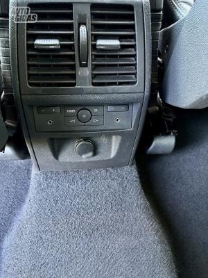 Opel Zafira 2006 Kauņa, ar dzinēja tilpumu 1.90 L un nobraukumu 178 tūkst. km par 2899 €, foto 19 vietnē AUTOMOTO.COM.LV