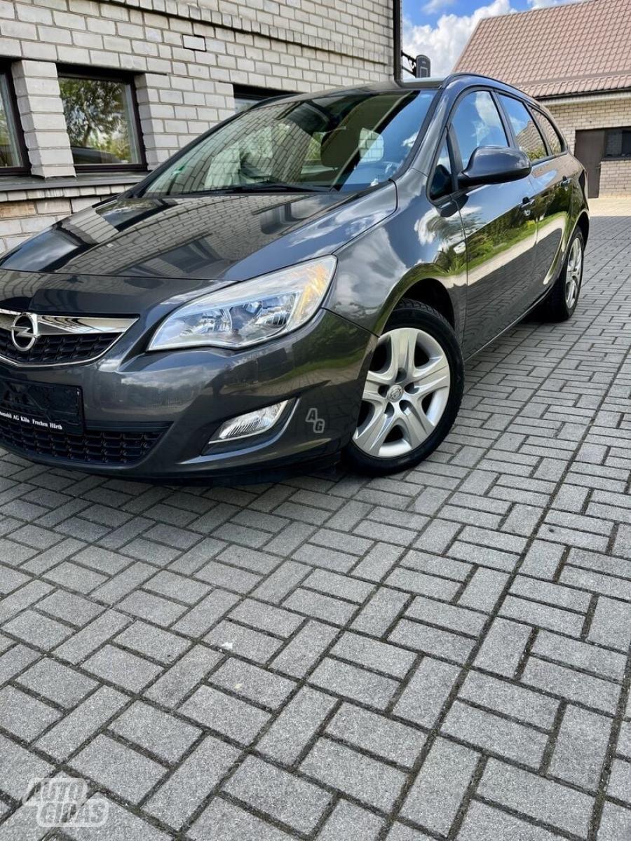 Opel Zafira 2006 Kauņa, ar dzinēja tilpumu 1.90 L un nobraukumu 178 tūkst. km par 2899 €, foto 32 vietnē AUTOMOTO.COM.LV