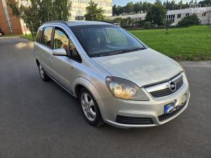 Opel Zafira 2006 in Vilnius, with an engine capacity of 1.90 L and mileage of 300 thousand km for 999 €, photo 3 on AUTOMOTO.COM.LV