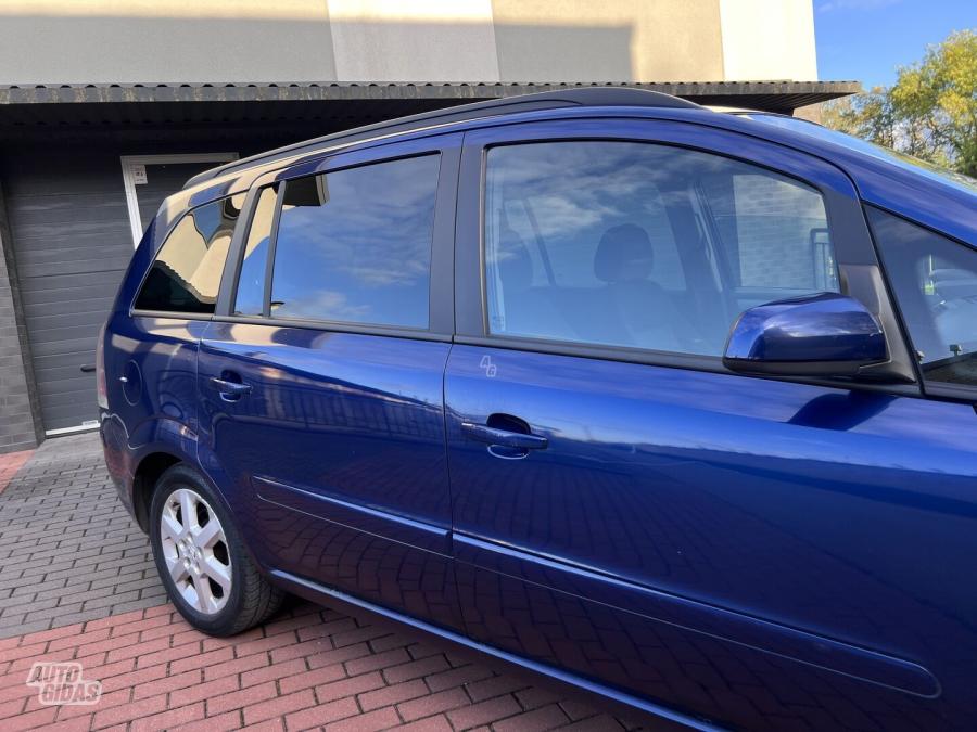 Opel Zafira 2006 in Alytus, with an engine capacity of 1.90 L and mileage of 373 thousand km for 950 €, photo 3 on AUTOMOTO.COM.LV