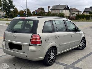 Opel Zafira 2006 in Kaunas, with an engine capacity of 1.90 L and mileage of 271 thousand km for 1499 €, photo 3 on AUTOMOTO.COM.LV