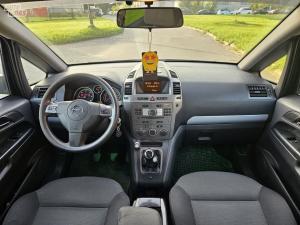 Opel Zafira 2006 in Vilnius, with an engine capacity of 1.90 L and mileage of 300 thousand km for 890 €, photo 9 on AUTOMOTO.COM.LV