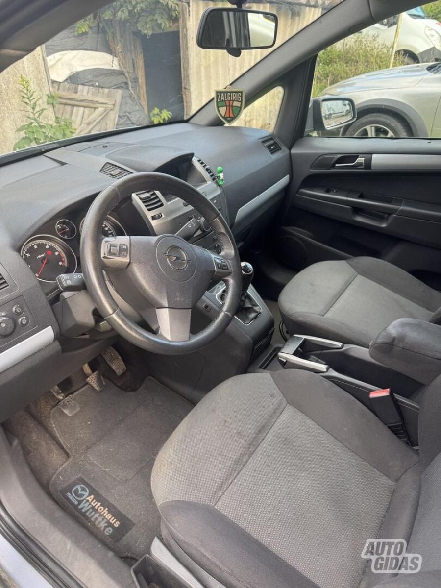 Opel Zafira 2006 Vilkaviškis, ar dzinēja tilpumu 1.90 L un nobraukumu 313 tūkst. km par 850 €, foto 11 vietnē AUTOMOTO.COM.LV