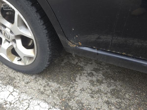 Opel Zafira 2006 Šauļi, ar dzinēja tilpumu 1.90 L un nobraukumu 321 tūkst. km par 800 €, foto 7 vietnē AUTOMOTO.COM.LV