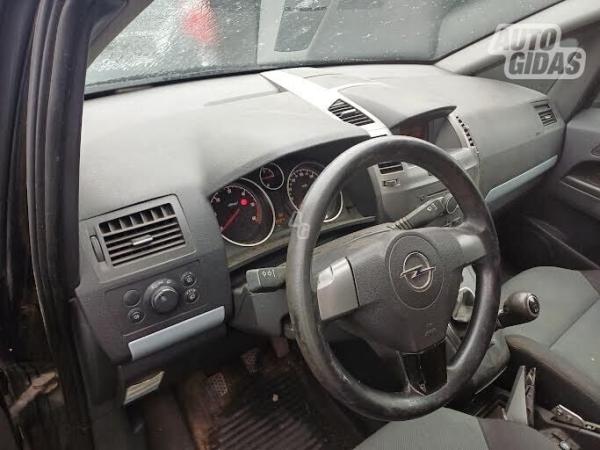 Opel Zafira 2006 Marijampole, ar dzinēja tilpumu 1.90 L un nobraukumu 326 tūkst. km par 650 €, foto 5 vietnē AUTOMOTO.COM.LV