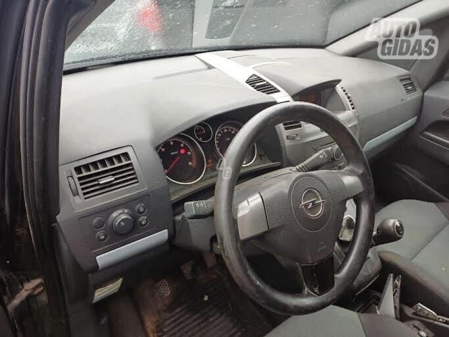 Opel Zafira 2006 Marijampole, ar dzinēja tilpumu 1.90 L un nobraukumu 326 tūkst. km par 650 €, foto 5 vietnē AUTOMOTO.COM.LV