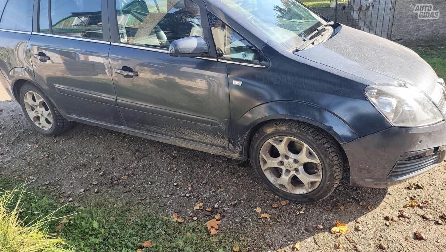Opel Zafira 2006 Marijampole, ar dzinēja tilpumu 1.90 L un nobraukumu 350 tūkst. km par 500 €, foto 5 vietnē AUTOMOTO.COM.LV