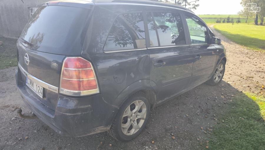 Opel Zafira 2006 Marijampole, ar dzinēja tilpumu 1.90 L un nobraukumu 350 tūkst. km par 500 €, foto 7 vietnē AUTOMOTO.COM.LV