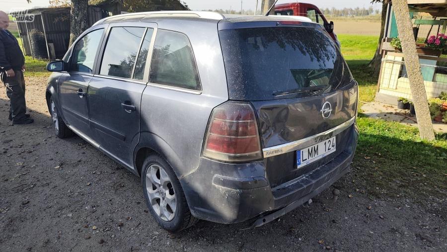 Opel Zafira 2006 Marijampole, ar dzinēja tilpumu 1.90 L un nobraukumu 350 tūkst. km par 500 €, foto 8 vietnē AUTOMOTO.COM.LV