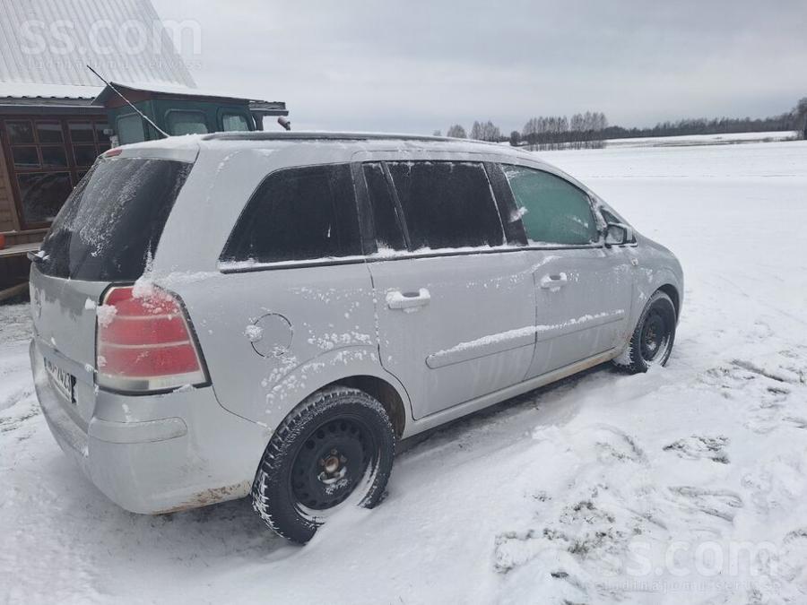 Opel Zafira 2007 in Gulbene, with an engine capacity of 1.60 L and mileage of 198 thousand km for 3000 €, photo 3 on AUTOMOTO.COM.LV