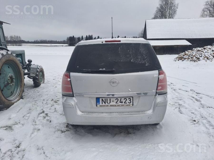 Opel Zafira 2007 in Gulbene, with an engine capacity of 1.60 L and mileage of 198 thousand km for 3000 €, photo 4 on AUTOMOTO.COM.LV