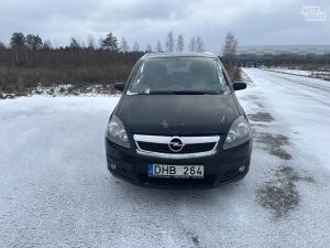 Opel Zafira 2007 in Vilnius, with an engine capacity of 1.90 L and mileage of 185 thousand km for 2200 €, photo 2 on AUTOMOTO.COM.LV