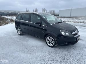 Opel Zafira 2007 in Vilnius, with an engine capacity of 1.90 L and mileage of 185 thousand km for 2200 €, photo 3 on AUTOMOTO.COM.LV