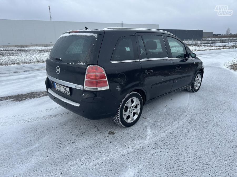 Opel Zafira 2007 in Vilnius, with an engine capacity of 1.90 L and mileage of 185 thousand km for 2200 €, photo 6 on AUTOMOTO.COM.LV