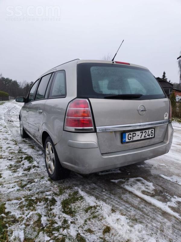 Opel Zafira 2007 Rīga, ar dzinēja tilpumu 1.90 L un nobraukumu 284 tūkst. km par 1050 €, foto 1 vietnē AUTOMOTO.COM.LV