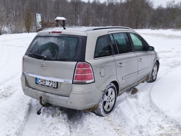 Opel Zafira 2007 Viļņa, ar dzinēja tilpumu 1.90 L un nobraukumu 375 tūkst. km par 650 €, foto 4 vietnē AUTOMOTO.COM.LV