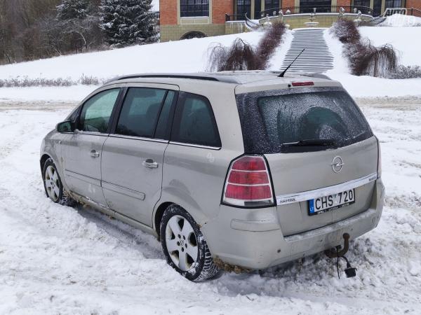 Opel Zafira 2007 Viļņa, ar dzinēja tilpumu 1.90 L un nobraukumu 375 tūkst. km par 650 €, foto 5 vietnē AUTOMOTO.COM.LV