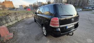 Opel Zafira 2007 in Vilnius, with an engine capacity of 1.90 L and mileage of 399 thousand km for 500 €, photo 4 on AUTOMOTO.COM.LV