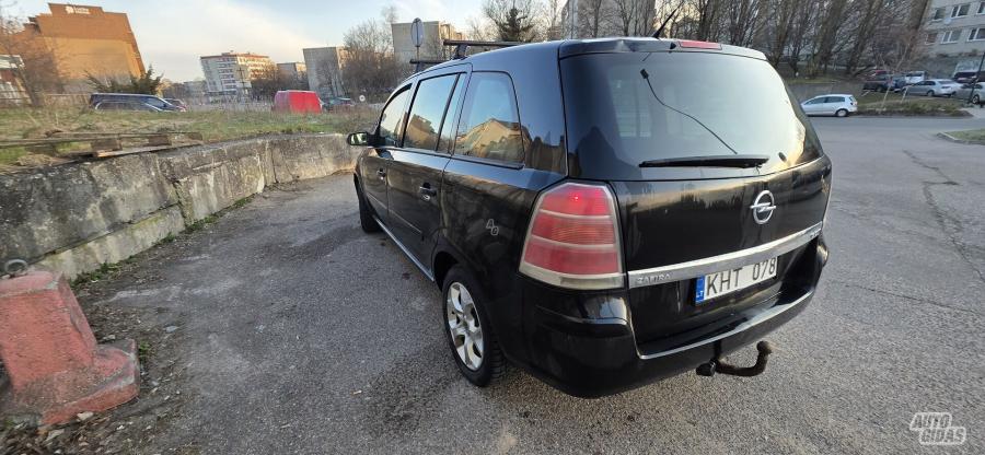 Opel Zafira 2007 in Vilnius, with an engine capacity of 1.90 L and mileage of 399 thousand km for 500 €, photo 4 on AUTOMOTO.COM.LV