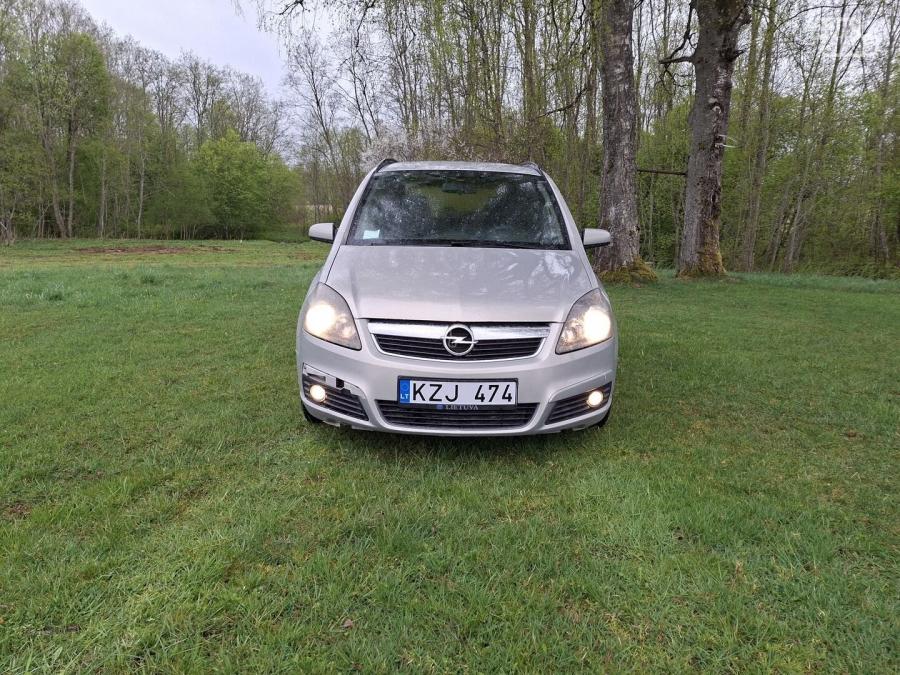 Opel Zafira 2007 Šilalė, ar dzinēja tilpumu 1.90 L un nobraukumu 300 tūkst. km par 1000 €, foto 5 vietnē AUTOMOTO.COM.LV