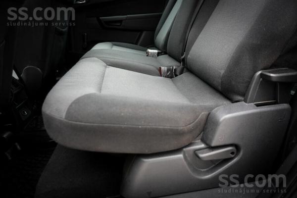 Opel Zafira 2007 Rīga, ar dzinēja tilpumu 1.90 L un nobraukumu 283 tūkst. km par 2490 €, foto 10 vietnē AUTOMOTO.COM.LV