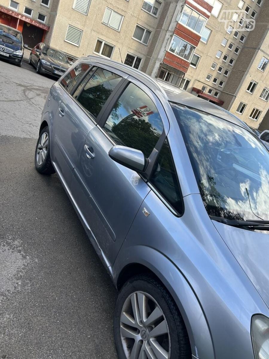 Opel Zafira 2007 in Kaunas, with an engine capacity of 1.90 L and mileage of 254 thousand km for 900 €, photo 6 on AUTOMOTO.COM.LV