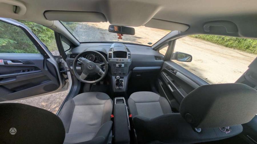 Opel Zafira 2007 Klaipėda, ar dzinēja tilpumu 1.80 L un nobraukumu 270 tūkst. km par 1890 €, foto 22 vietnē AUTOMOTO.COM.LV