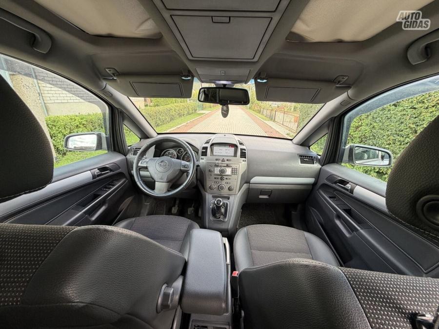 Opel Zafira 2007 Šilutė, ar dzinēja tilpumu 1.90 L un nobraukumu 355 tūkst. km par 1500 €, foto 6 vietnē AUTOMOTO.COM.LV