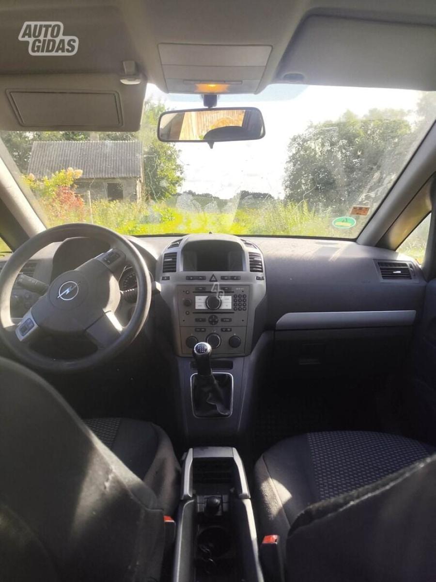 Opel Zafira 2007 Telšiai, ar dzinēja tilpumu 1.90 L un nobraukumu 286 tūkst. km par 950 €, foto 4 vietnē AUTOMOTO.COM.LV