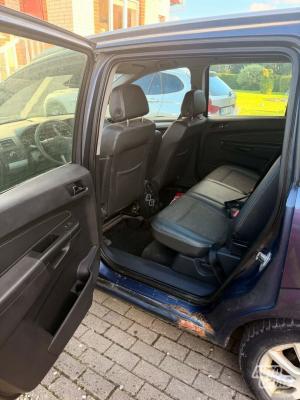 Opel Zafira 2007 Naujoji Akmenė, ar dzinēja tilpumu 1.90 L un nobraukumu 370 tūkst. km par 1000 €, foto 5 vietnē AUTOMOTO.COM.LV