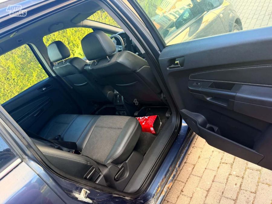 Opel Zafira 2007 Naujoji Akmenė, ar dzinēja tilpumu 1.90 L un nobraukumu 370 tūkst. km par 1000 €, foto 8 vietnē AUTOMOTO.COM.LV