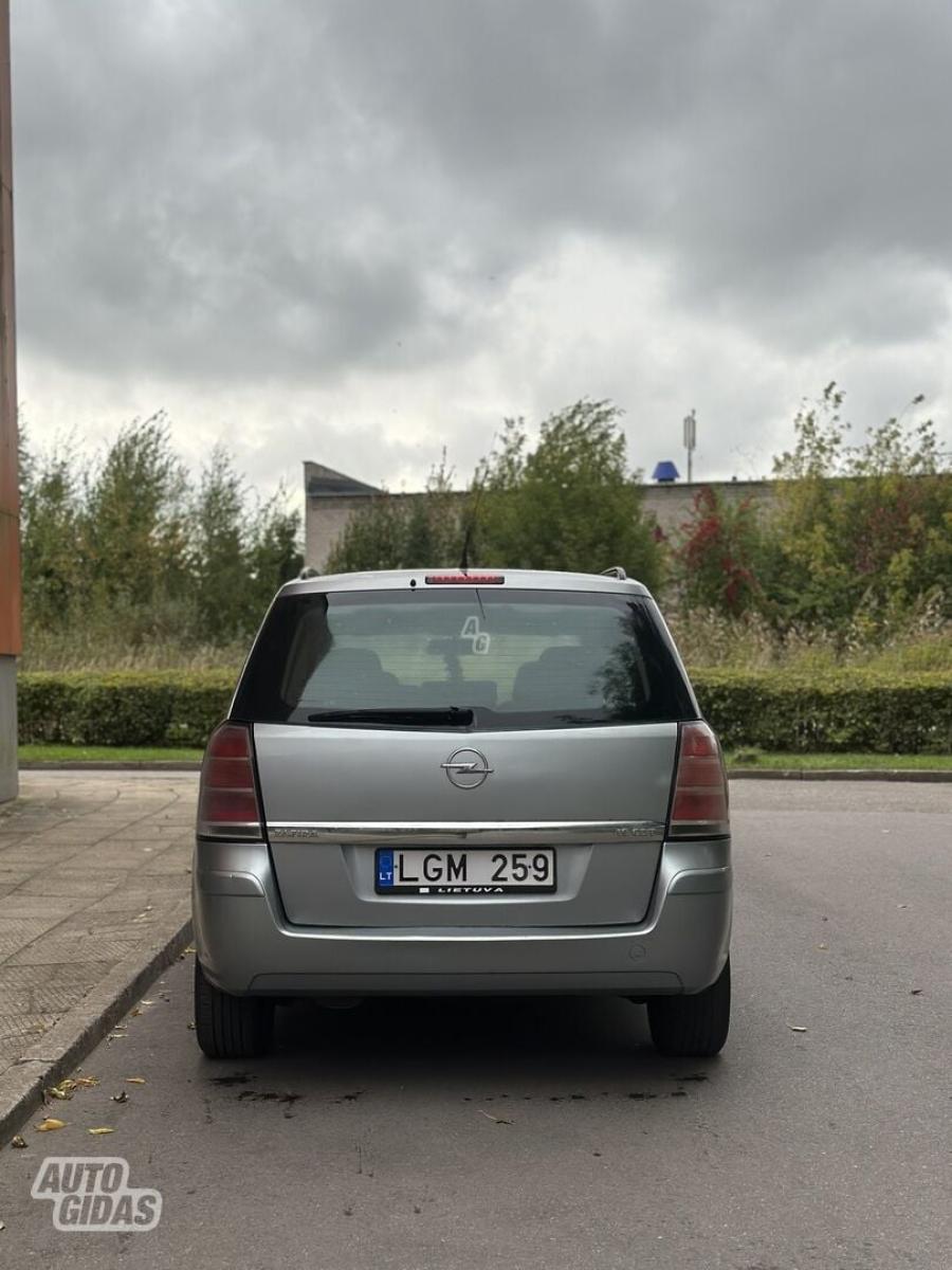 Opel Zafira 2007 in Klaipeda, with an engine capacity of 1.90 L and mileage of 300 thousand km for 1350 €, photo 5 on AUTOMOTO.COM.LV
