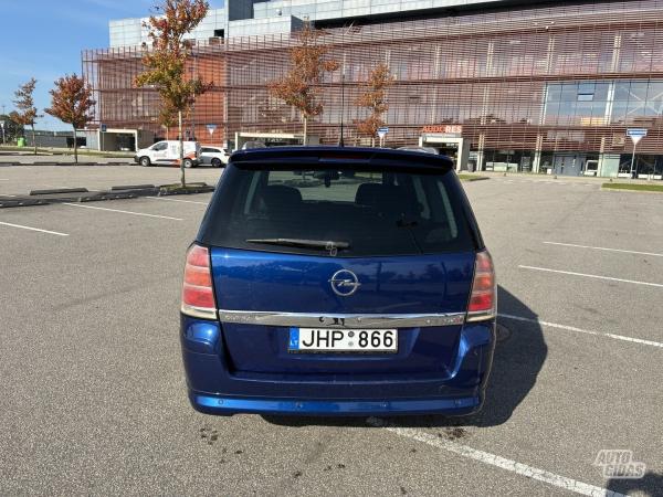 Opel Zafira 2007 Klaipėda vietnē Opel Zafira 2007 Klaipėda, ar dzinēja tilpumu 1.90 L un nobraukumu 242 tūkst. km par 1250 €, foto 5 vietnē AUTOMOTO.COM.LV