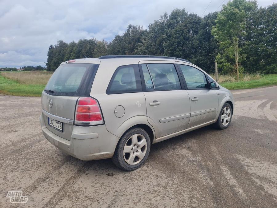 Opel Zafira 2007 in Kaunas, with an engine capacity of 1.90 L and mileage of 301 thousand km for 1500 €, photo 4 on AUTOMOTO.COM.LV