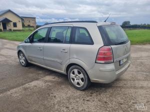Opel Zafira 2007 in Kaunas, with an engine capacity of 1.90 L and mileage of 301 thousand km for 1500 €, photo 5 on AUTOMOTO.COM.LV