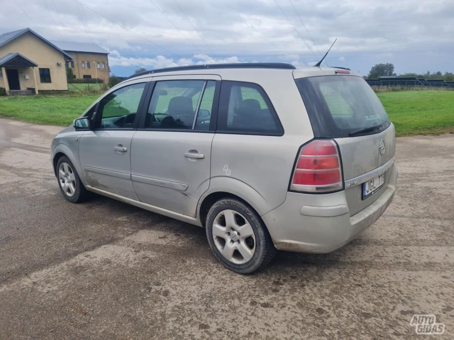 Opel Zafira 2007 in Kaunas, with an engine capacity of 1.90 L and mileage of 301 thousand km for 1500 €, photo 5 on AUTOMOTO.COM.LV