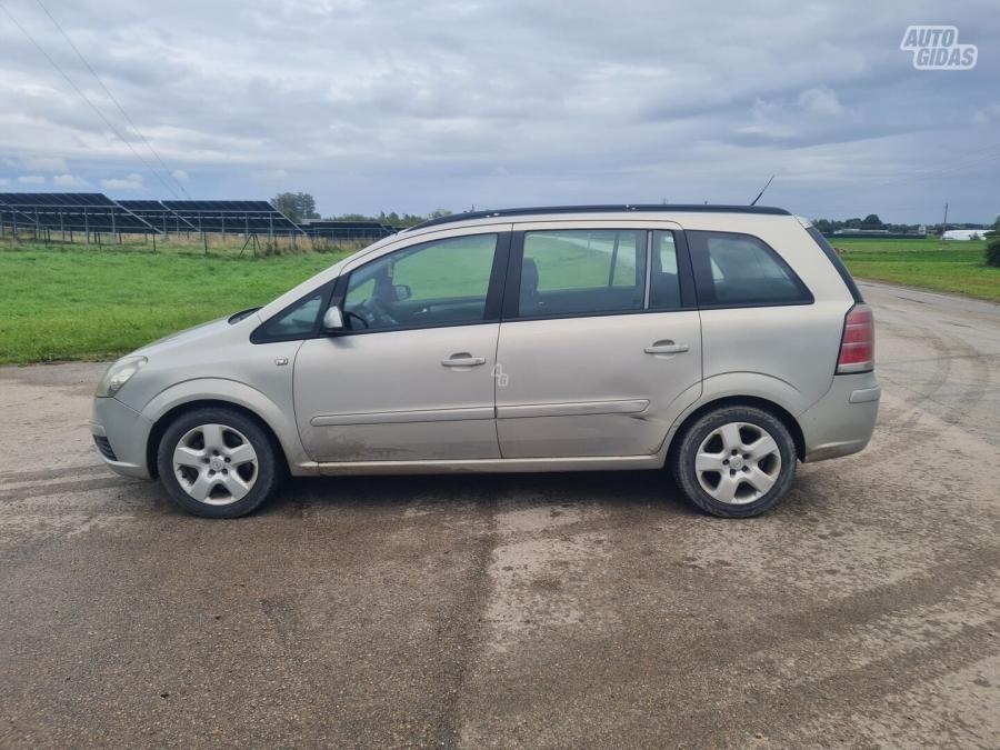 Opel Zafira 2007 in Kaunas, with an engine capacity of 1.90 L and mileage of 301 thousand km for 1500 €, photo 6 on AUTOMOTO.COM.LV