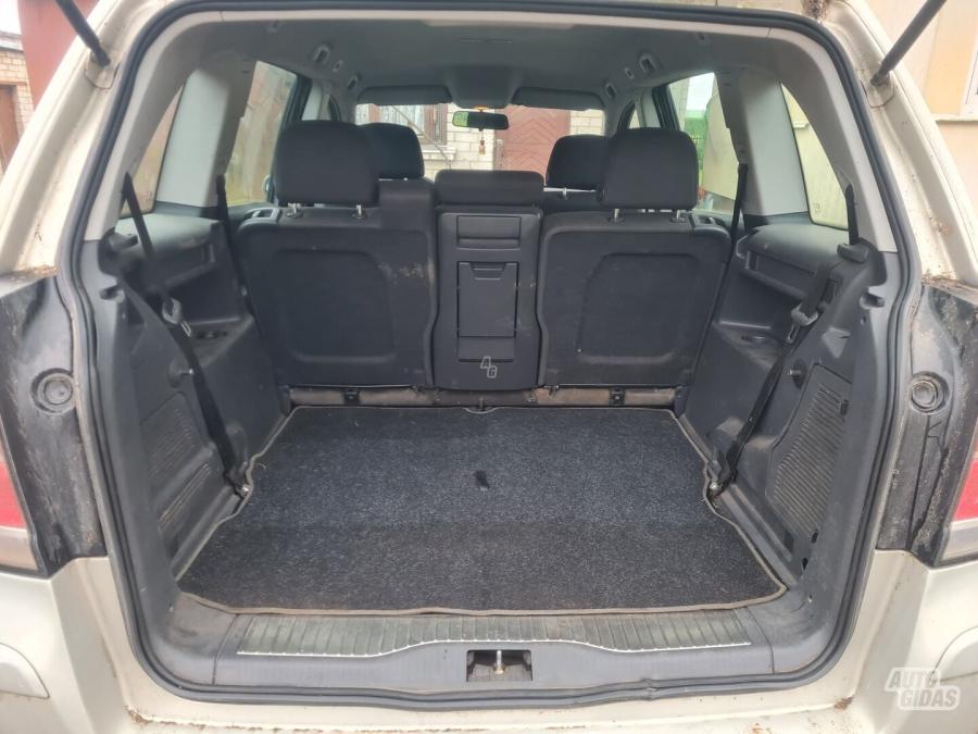 Opel Zafira 2007 in Kaunas, with an engine capacity of 1.90 L and mileage of 301 thousand km for 1500 €, photo 14 on AUTOMOTO.COM.LV