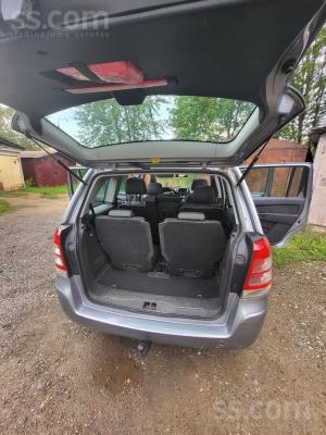 Opel Zafira 2008 Jēkabpils, ar dzinēja tilpumu 1.90 L un nobraukumu 337 tūkst. km par 2250 €, foto 4 vietnē AUTOMOTO.COM.LV