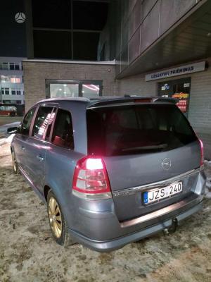 Opel Zafira 2008 Viļņa, ar dzinēja tilpumu 1.91 L un nobraukumu 305 tūkst. km par 2999 €, foto 10 vietnē AUTOMOTO.COM.LV